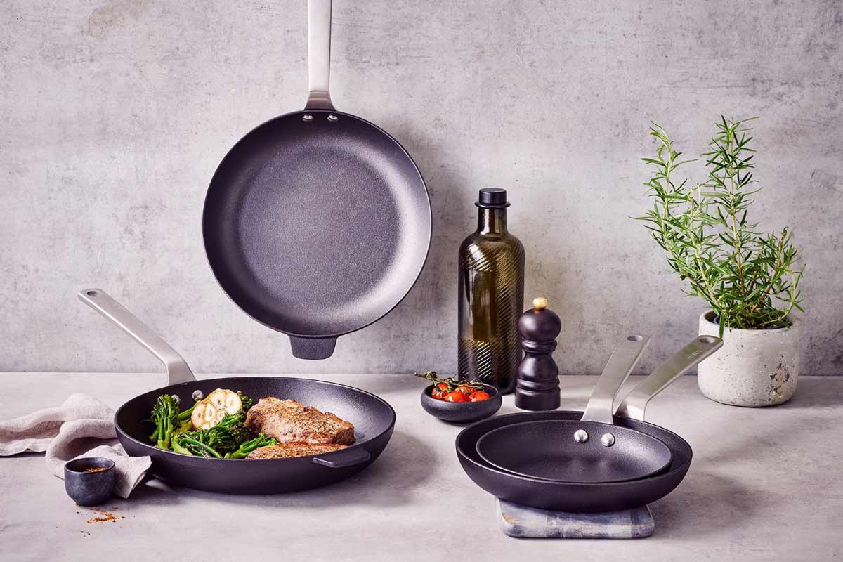 NEW: Cast iron pans from BEKA – pfannenprofis.com